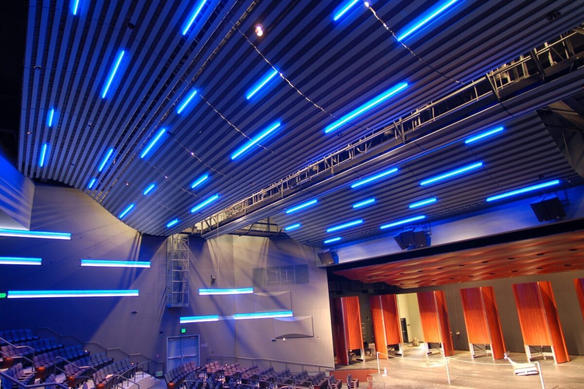 8200 Linear Wood Wave - Real Wood Veneer - 9Wood